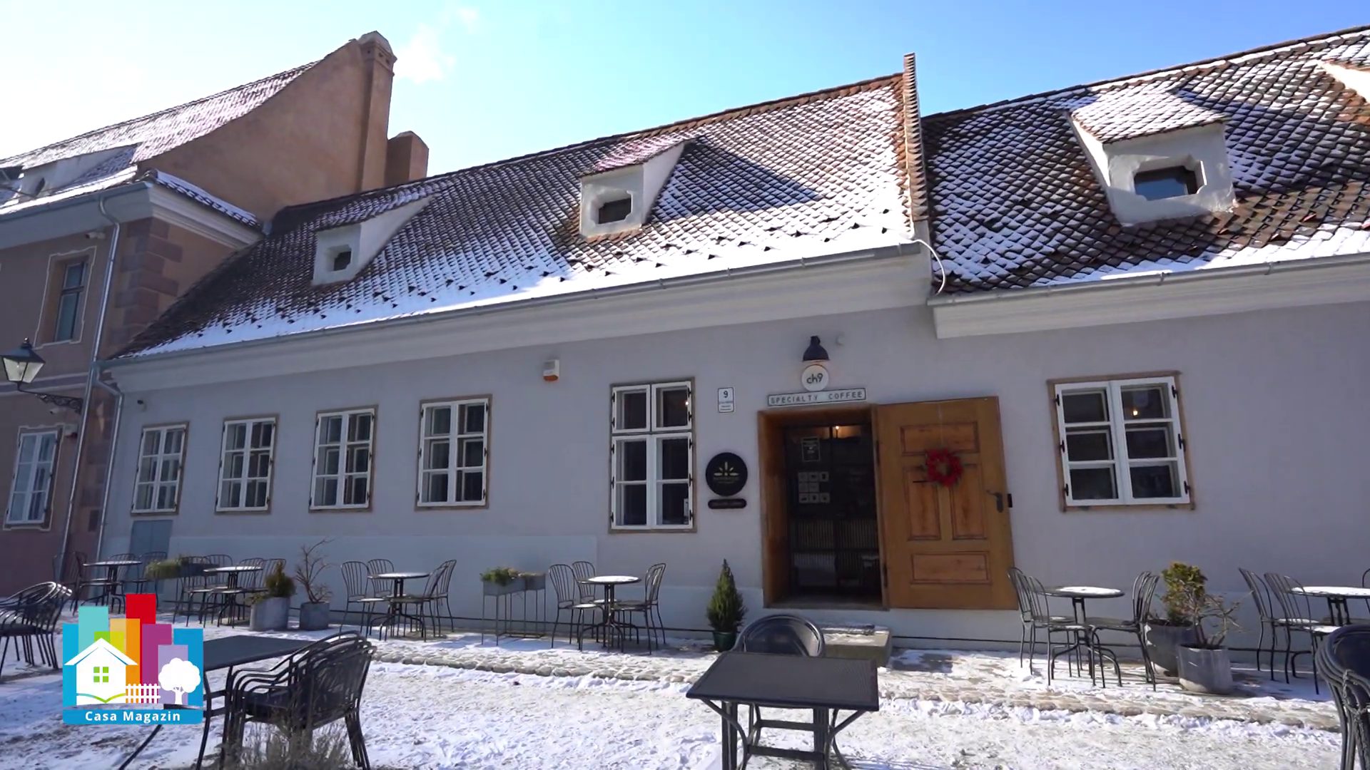 Restaurarea spectaculoasă a unei clădiri brașovene; cafeneaua CH9 și ...